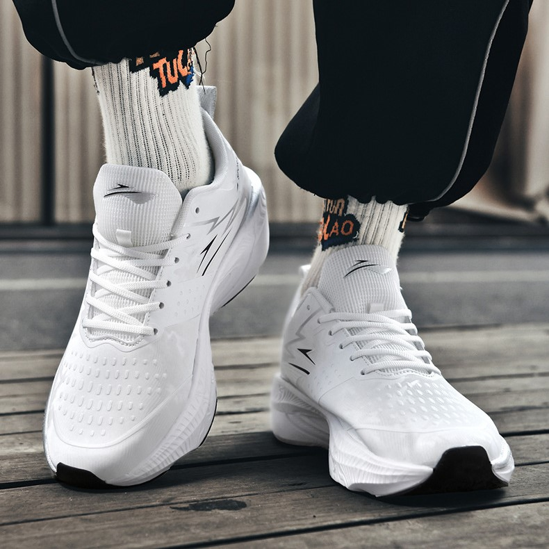 CLIMB CORE OUTDOOR SHOES - OFF BEAT