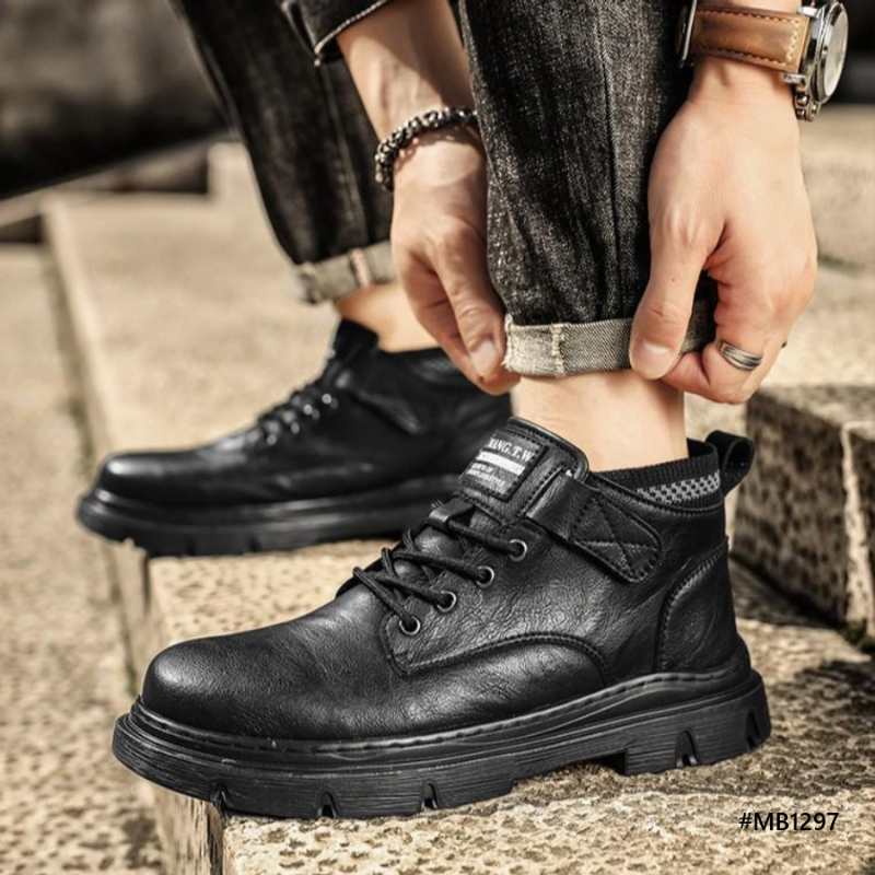Onyx Blast Martin Boots - Xenno