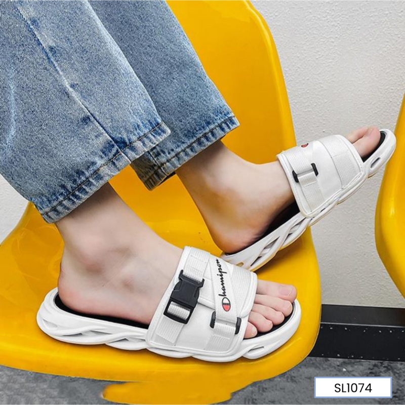 WAVE WALKER MALE SLIPPERS - OFF BEAT