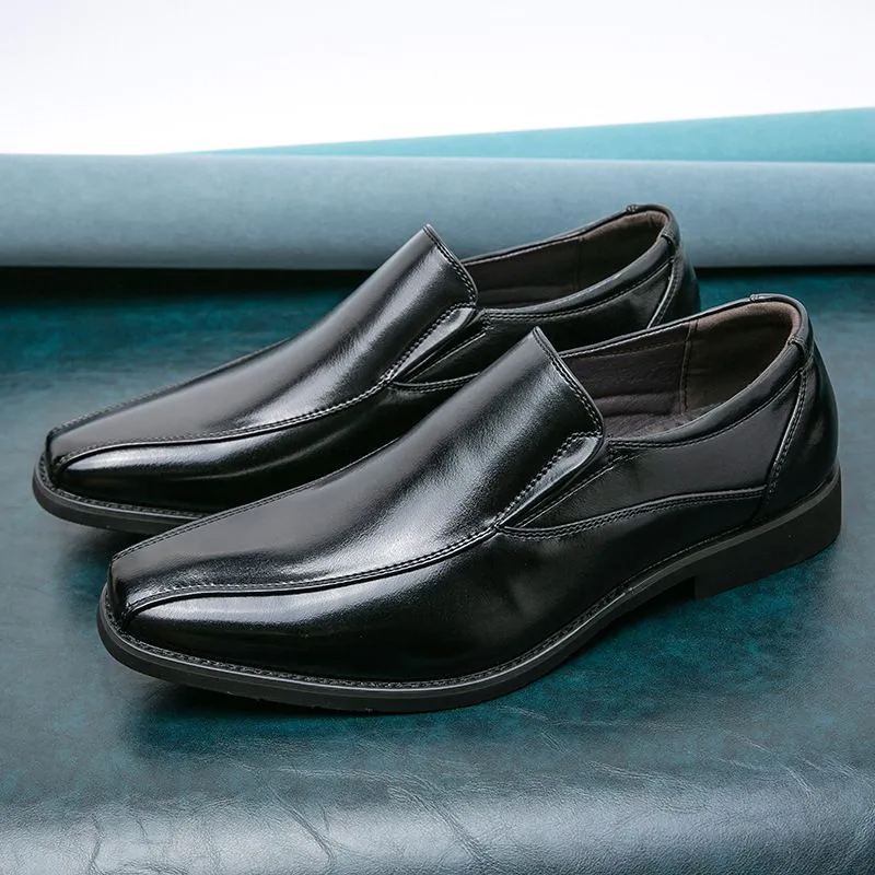 Momento Slip-On Shoe - KICK NATIONS